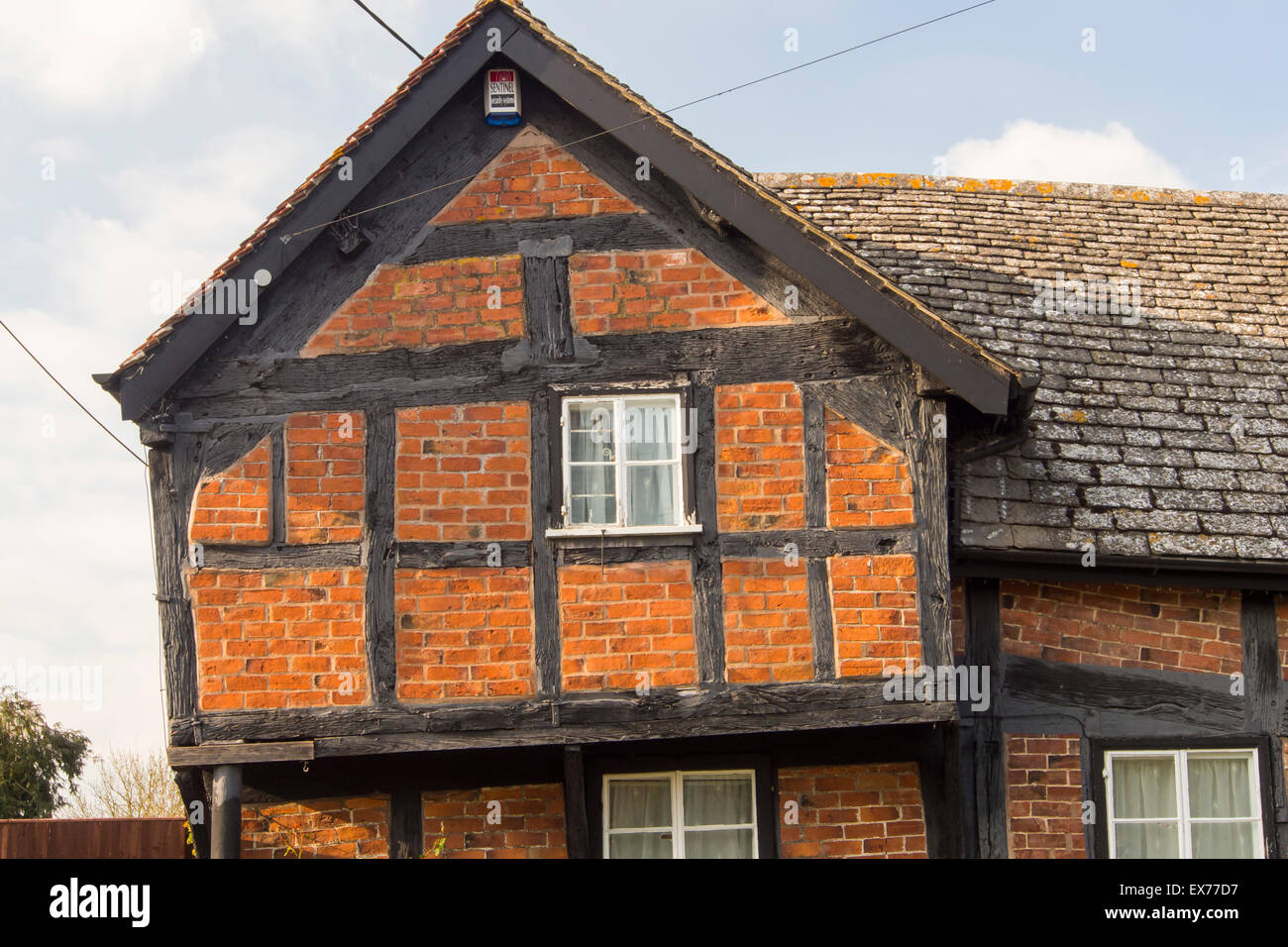 Ancient, medieval Tudor timber framed houses in Pembridge ...