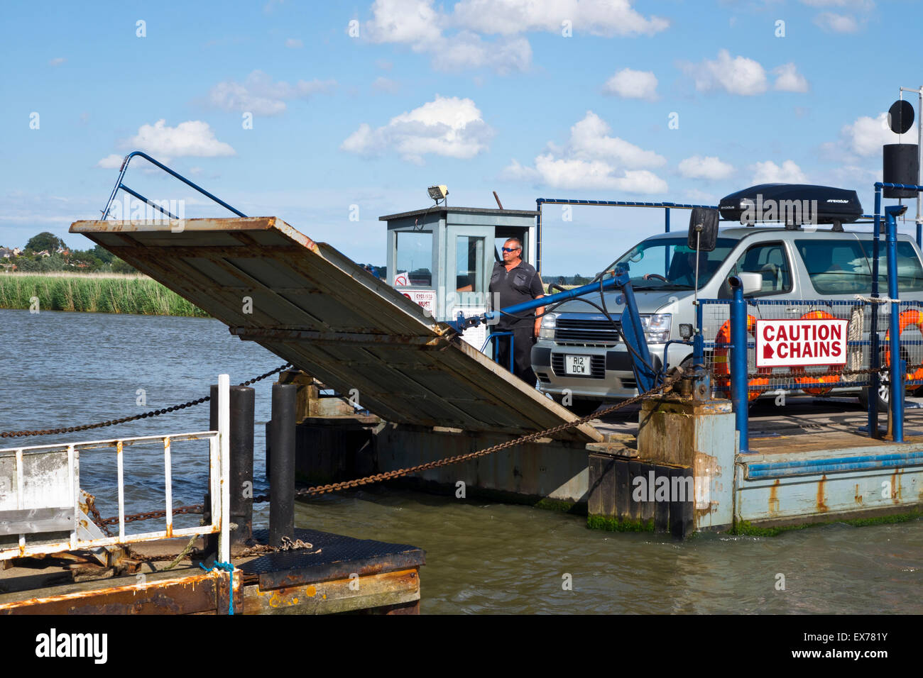 Reedham chain Ferry Stock Photo - Alamy