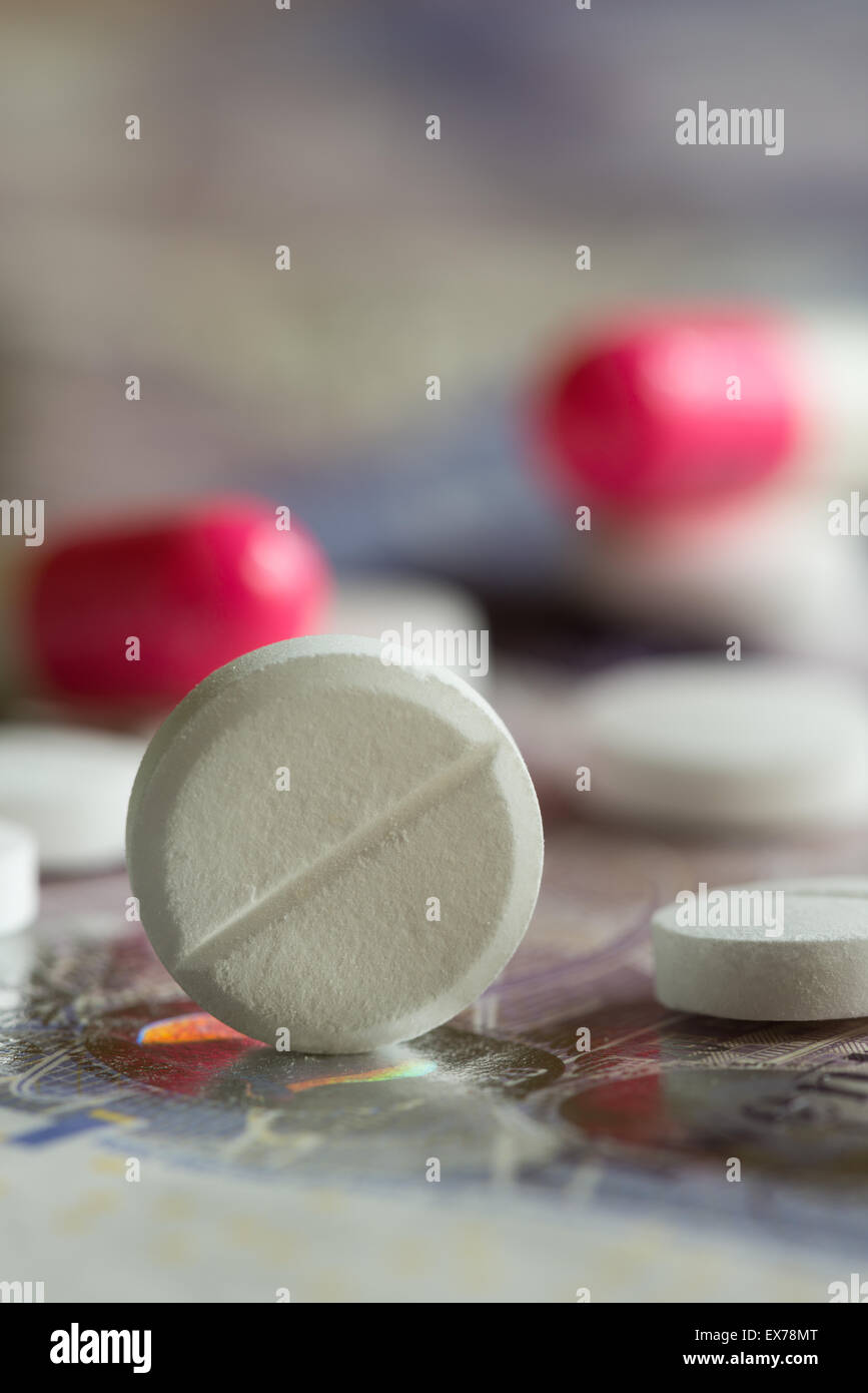 Mixture pills aspirin Ibuprofen painkiller over the counter without a ...
