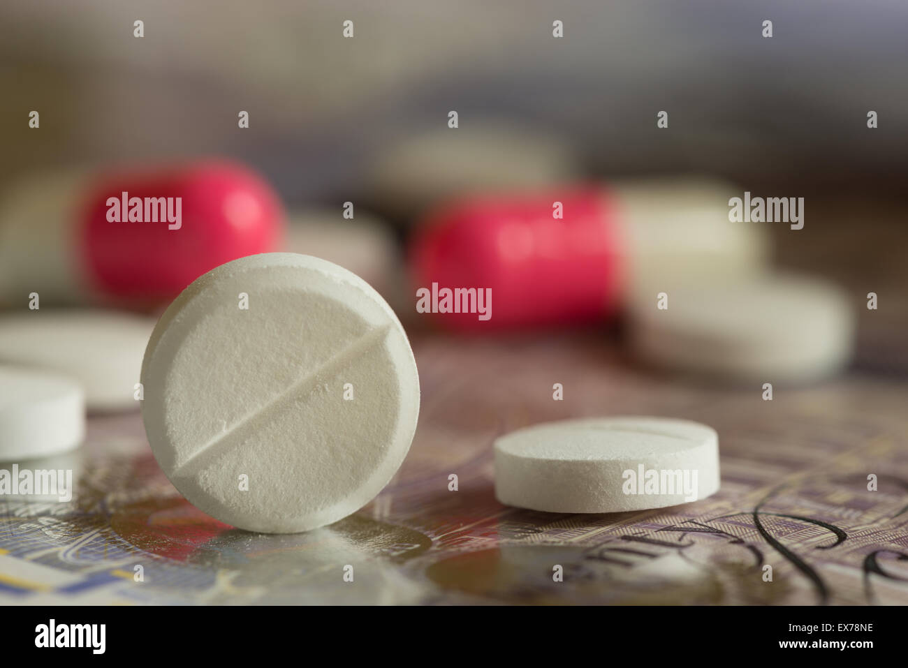 Mixture pills aspirin Ibuprofen painkiller over the counter without a ...