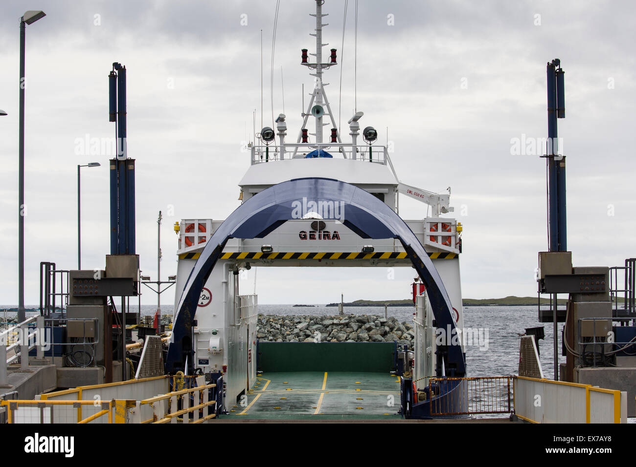 Shetlands ferry hi-res stock photography and images - Alamy