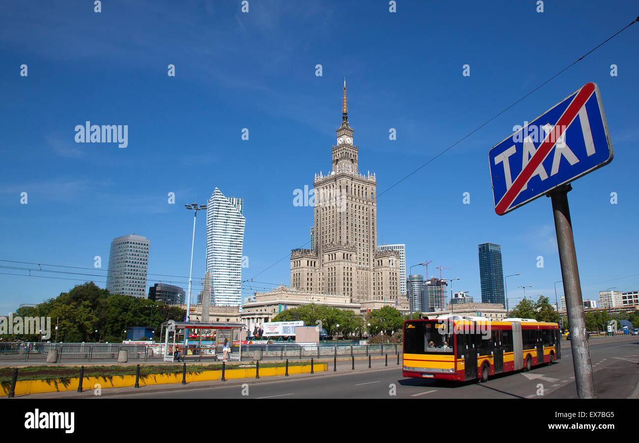 Centrum sign hi-res stock photography and images - Alamy