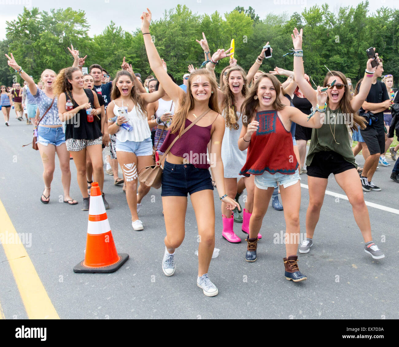 June 18, 2015 - Dover, Deleware, U.S - Fans wait in line to enter the ...