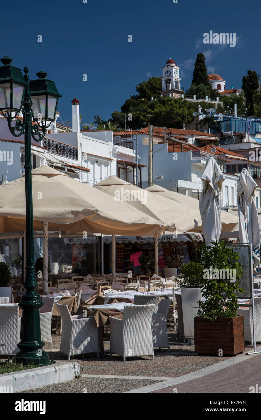 Greece skiathos dolphin hi-res stock photography and images - Alamy