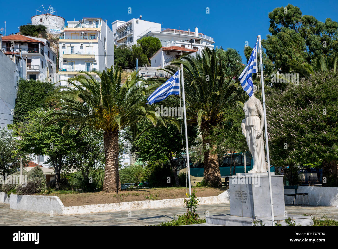 Greece skiathos dolphin hi-res stock photography and images - Alamy
