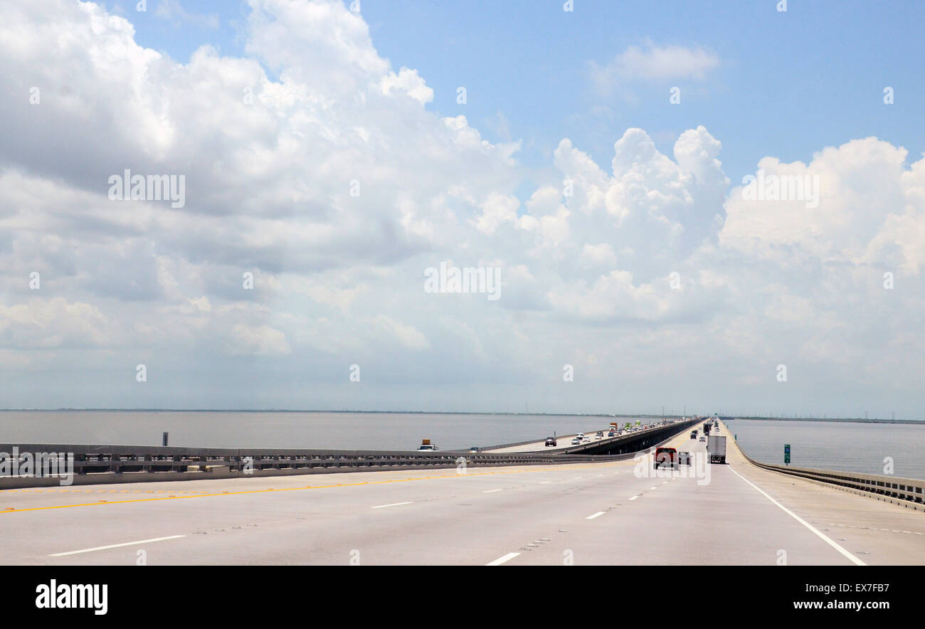 Lake Pontchartrain Causeway Stock Photo - Alamy