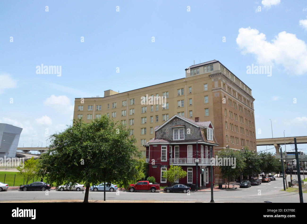 House Surrounded By Trees Stock Photos & House Surrounded By Trees ...