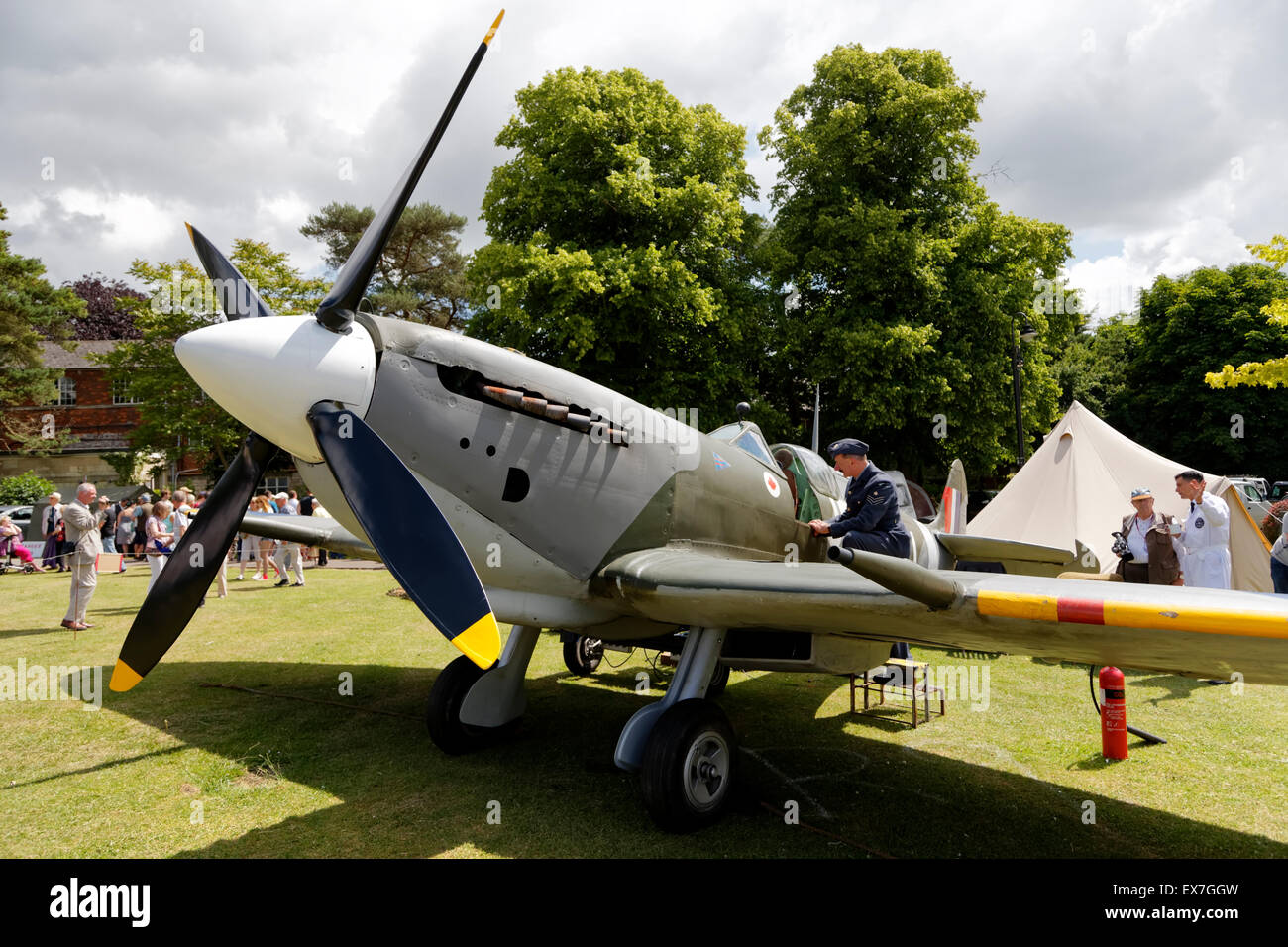 Supermarine Spitfire Mk. IX EN398 JE-J at the annual Armed Forces and ...