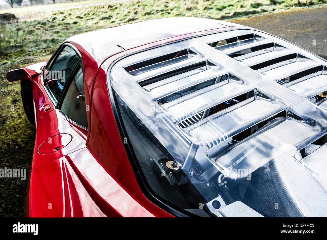 Ferrari f40 engine hi-res stock photography and images - Alamy