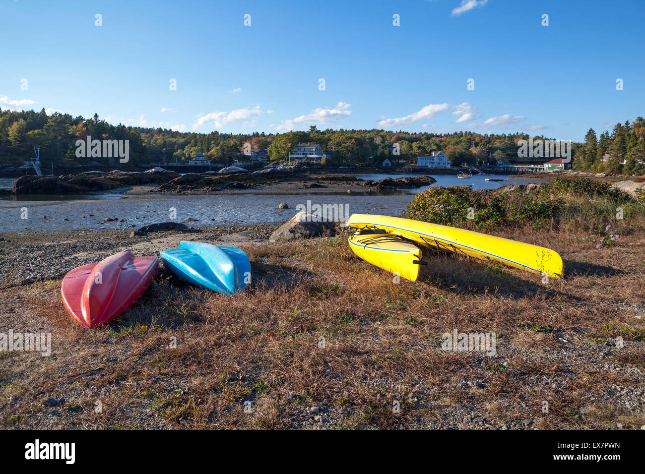 Blue water kayaks hi-res stock photography and images - Alamy