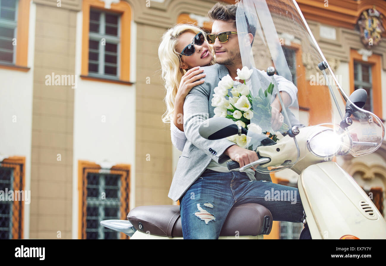 Retro couple sunglasses retro retro hi-res stock photography and images ...