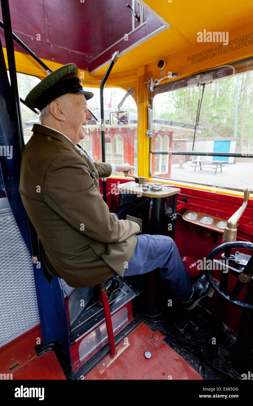 The driver of the last tram to run on Sheffield's streets in 1960 at ...