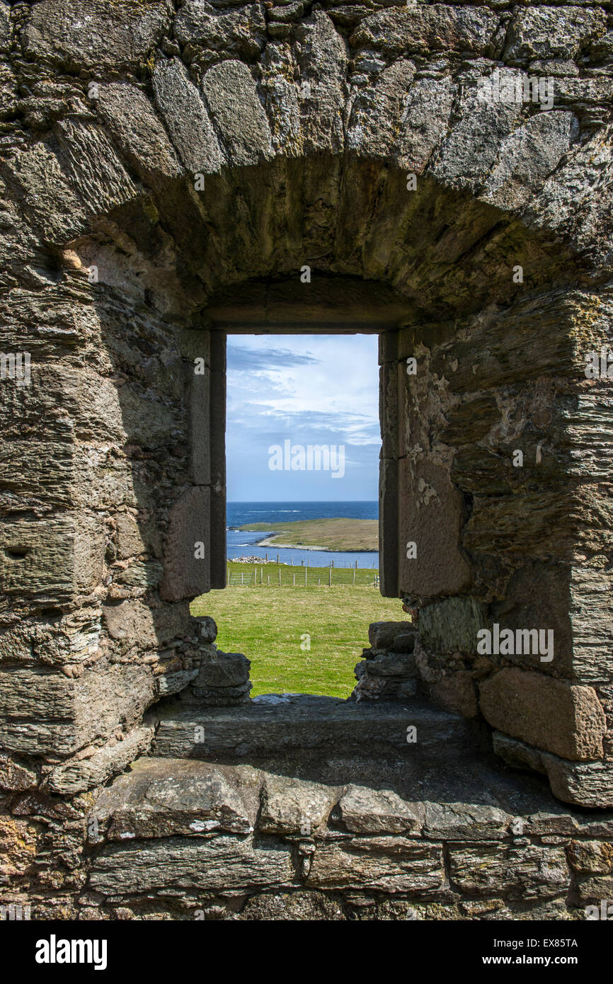Castle ruins historic window hi-res stock photography and images - Alamy