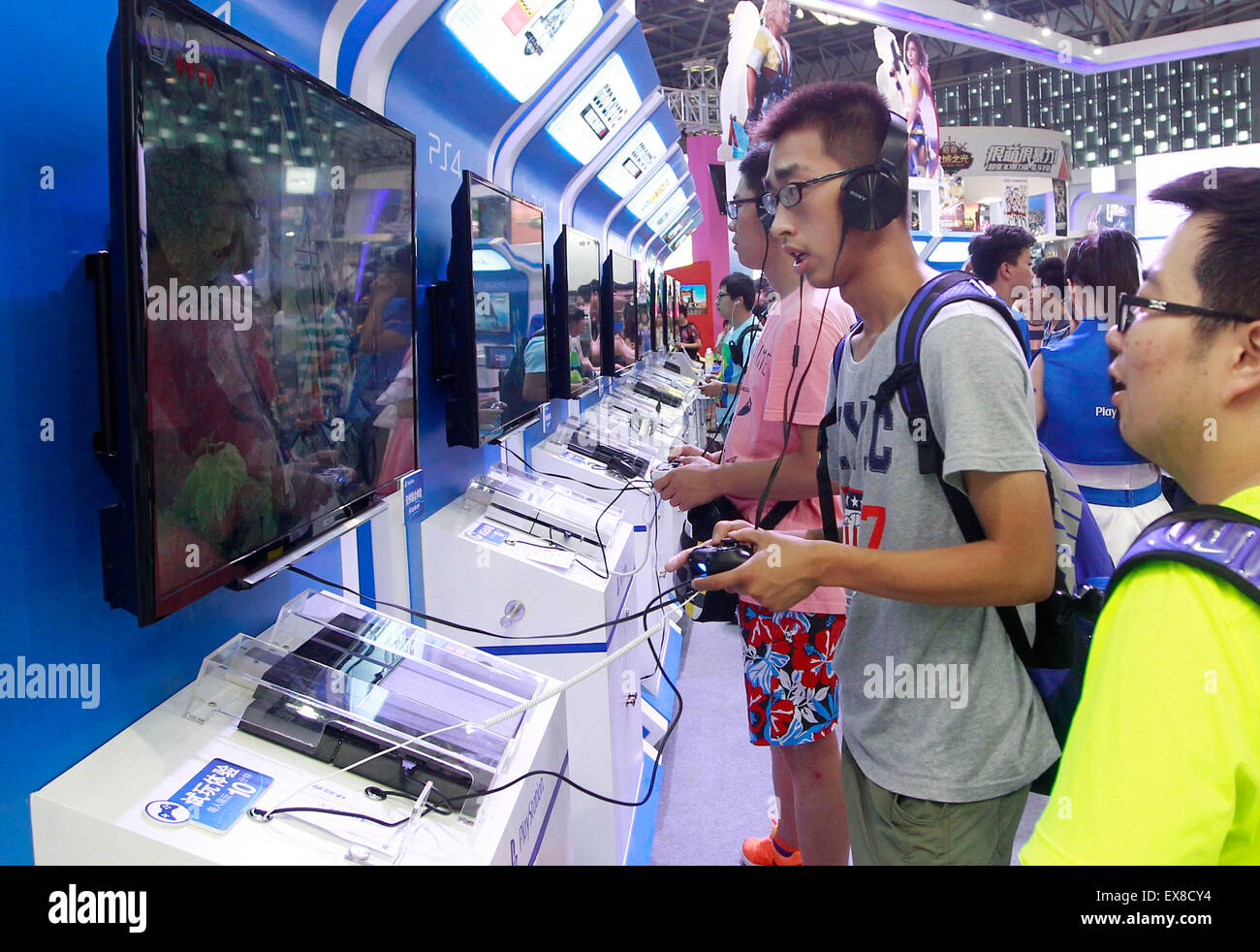 Ding china video game hi-res stock photography and images - Alamy