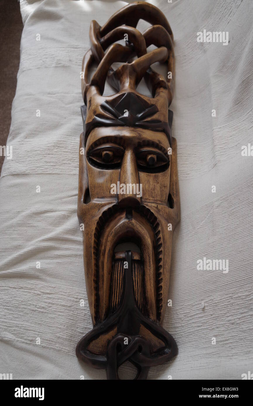 Carved mask hi-res stock photography and images - Alamy