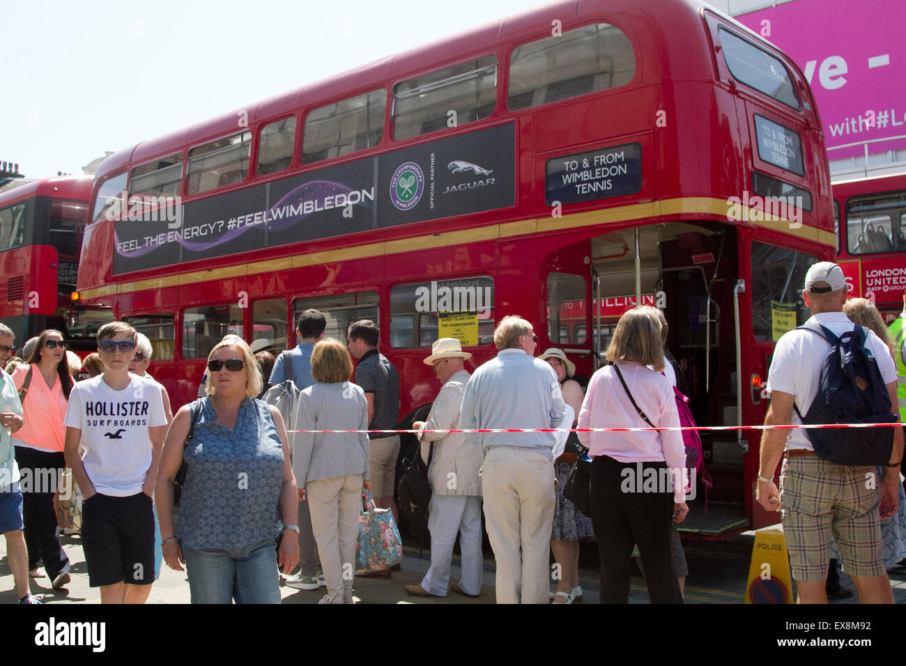 Wimbledon, London, UK. 09th July, 2015. Crowds queue to board buses for ...