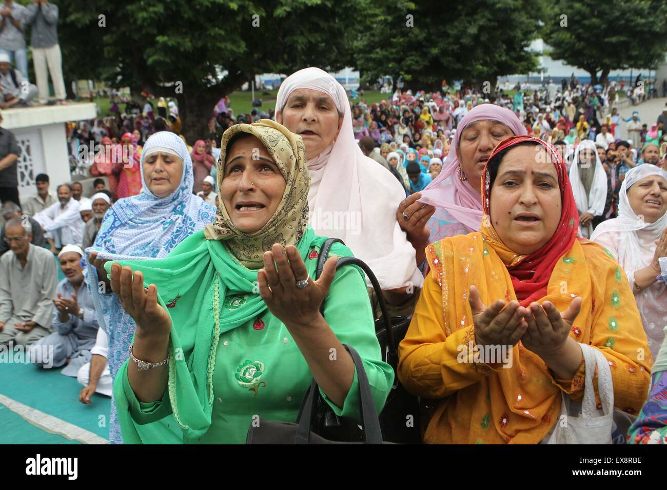 Prophet muhammad shrine hi-res stock photography and images - Alamy