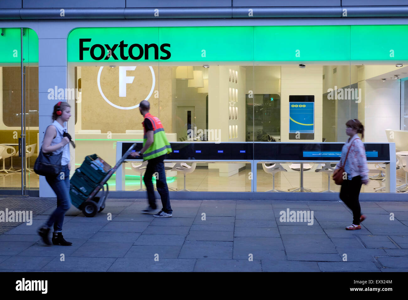 Foxtons estate agent london hi-res stock photography and images - Alamy