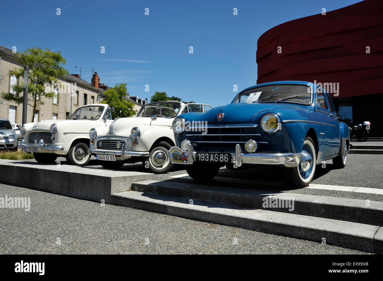 Classic car display Stock Photo - Alamy