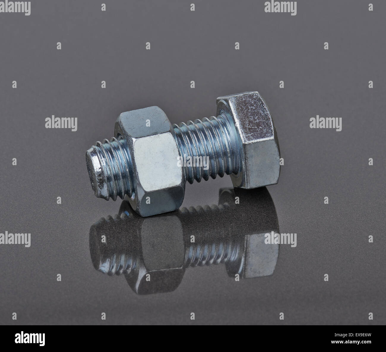 Screw hi-res stock photography and images - Alamy