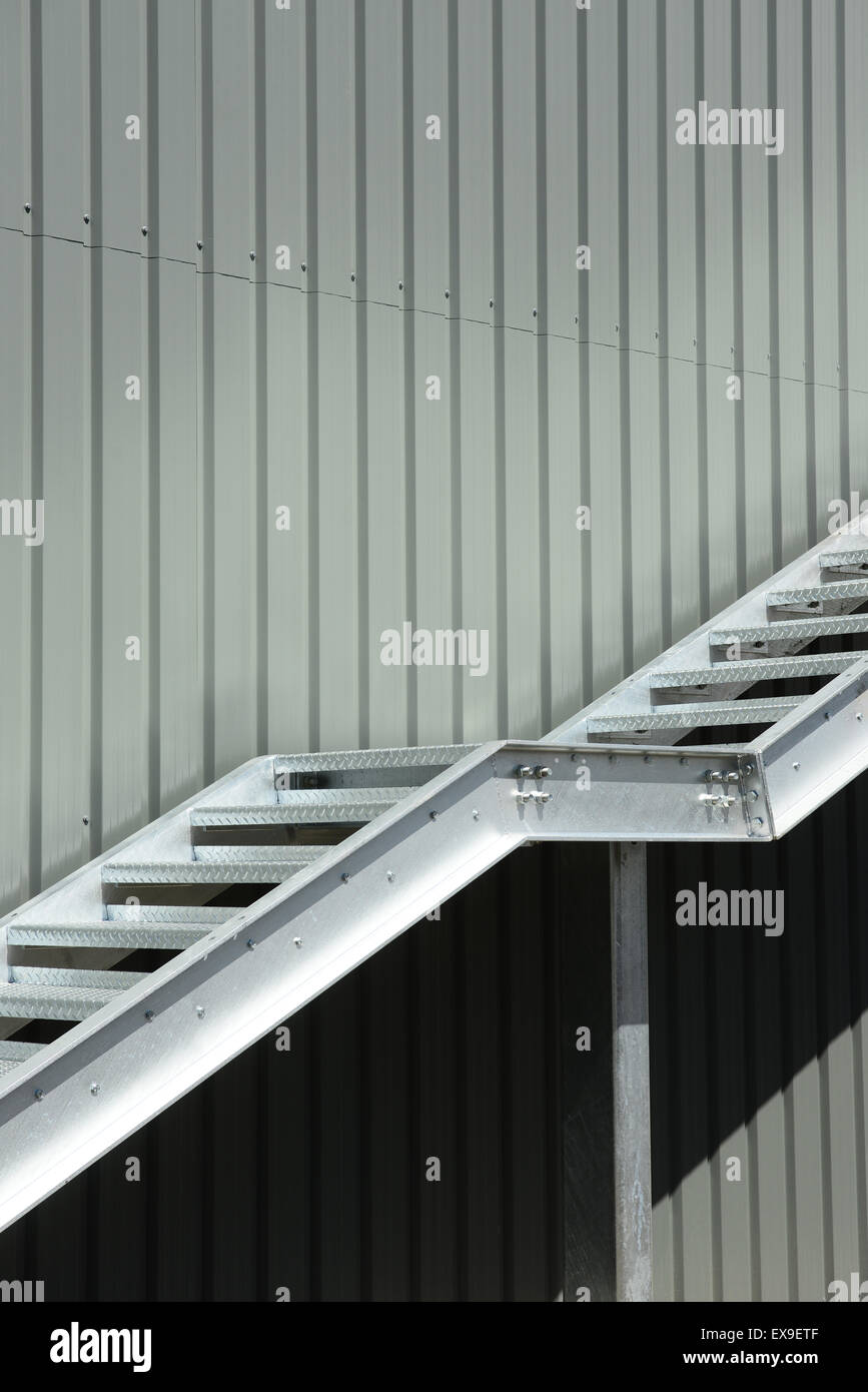 Steel clad hi-res stock photography and images - Alamy