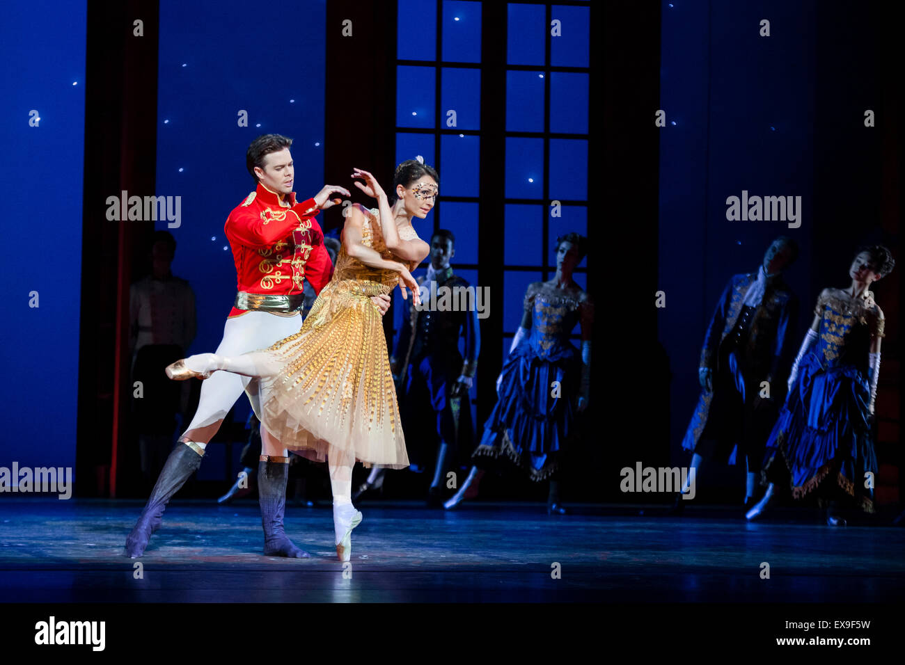 Dutch national ballet cinderella hi-res stock photography and images ...