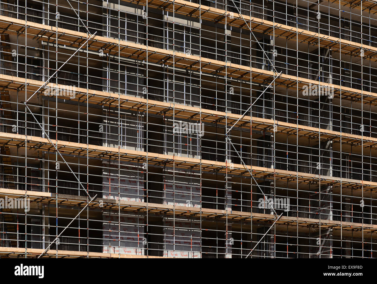 Scaffolding Apartment Block High Resolution Stock Photography and ...