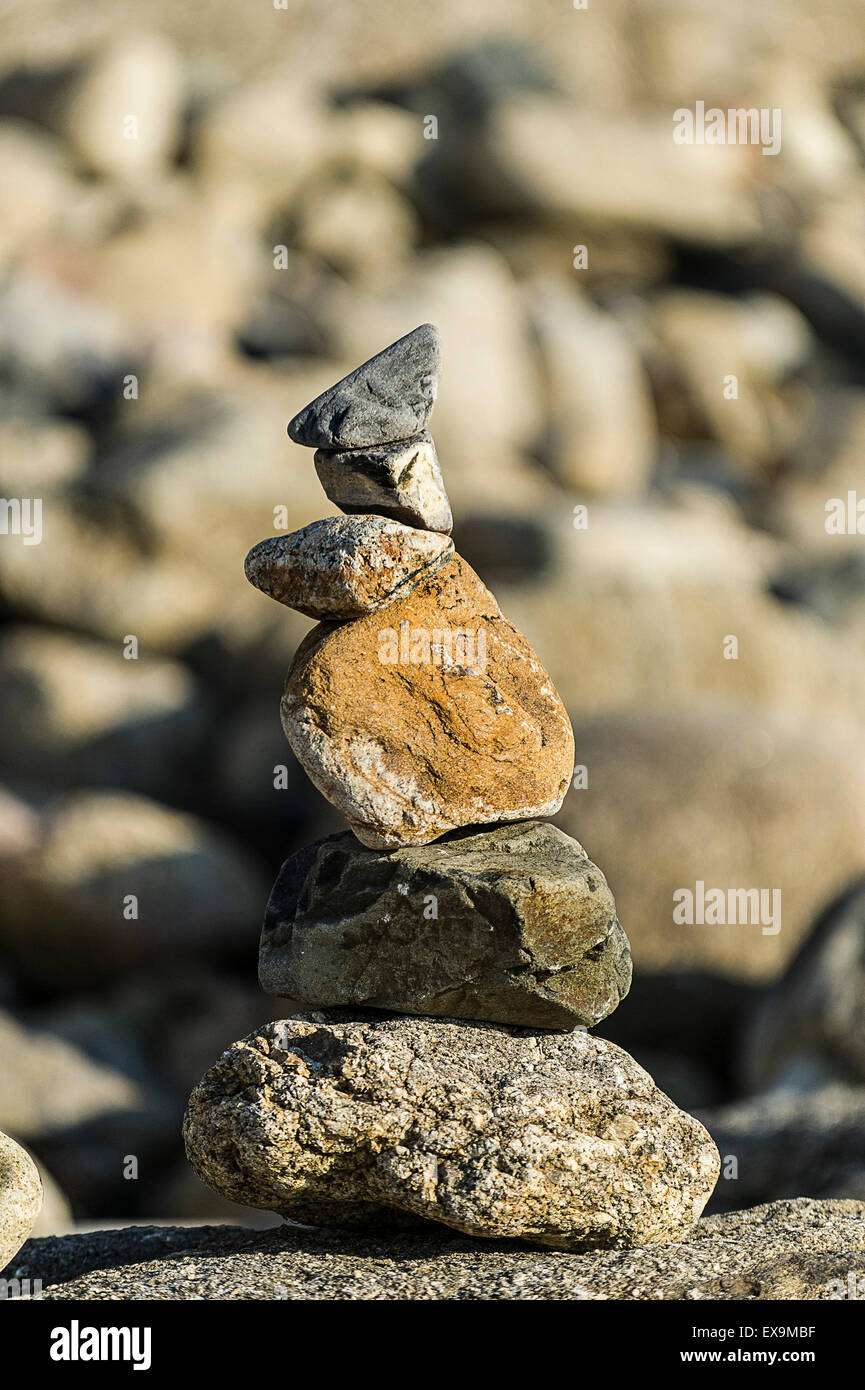Rock stacking in Sennen Cove, Cornwall Stock Photo - Alamy