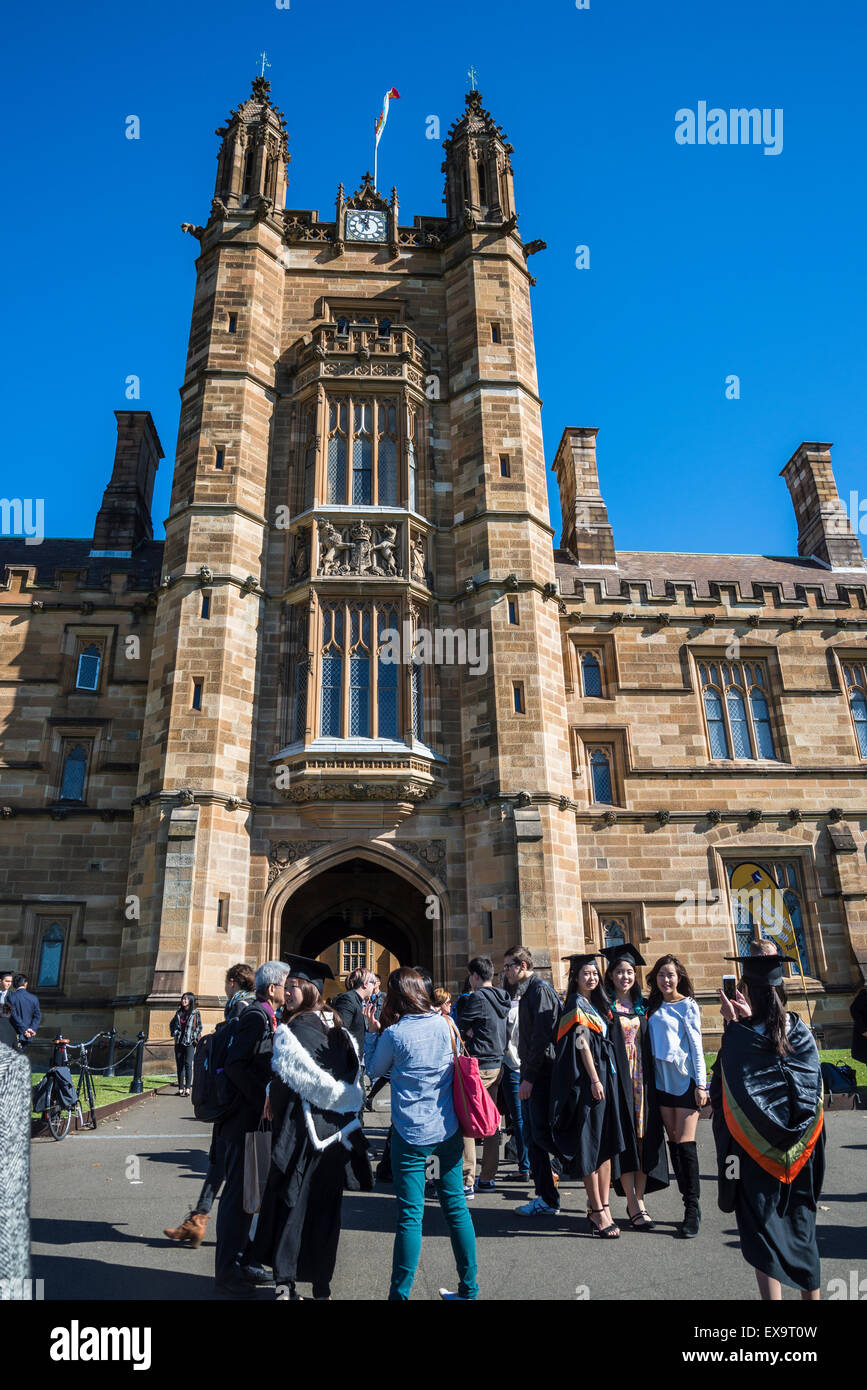Sydney university quadrangle australia hi-res stock photography and ...
