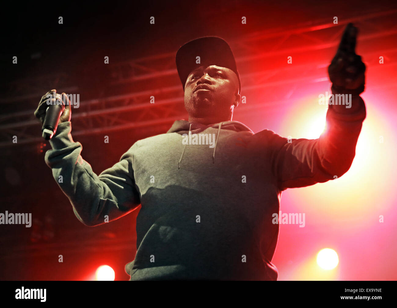 Mobb Deep performing on their '20th Anniversary Tour' at O2 Academy ...