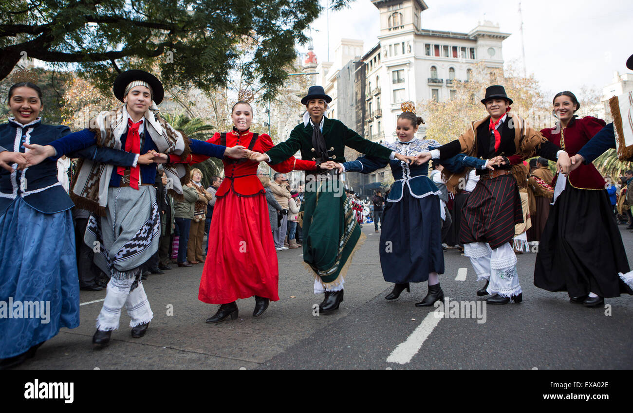 Traditional Argentinian Clothing Argentina Doll Carnavalito Dance