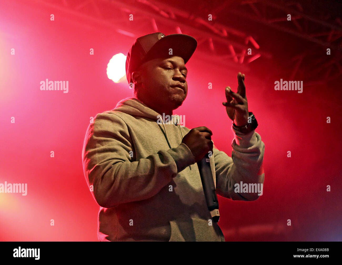 Mobb Deep performing on their '20th Anniversary Tour' at O2 Academy ...