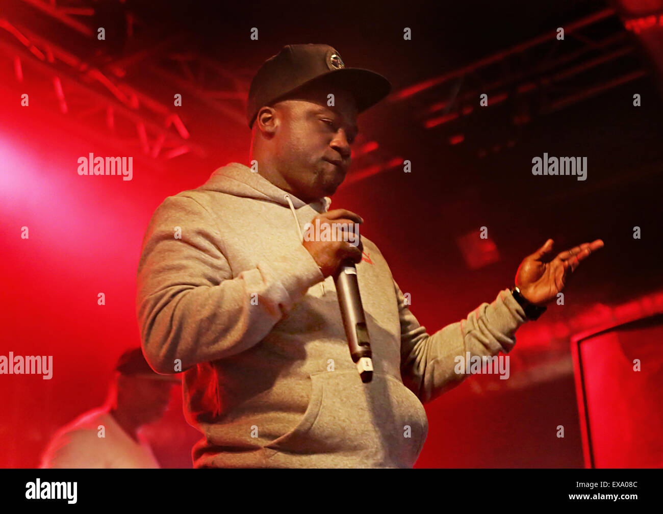 Mobb Deep performing on their '20th Anniversary Tour' at O2 Academy ...