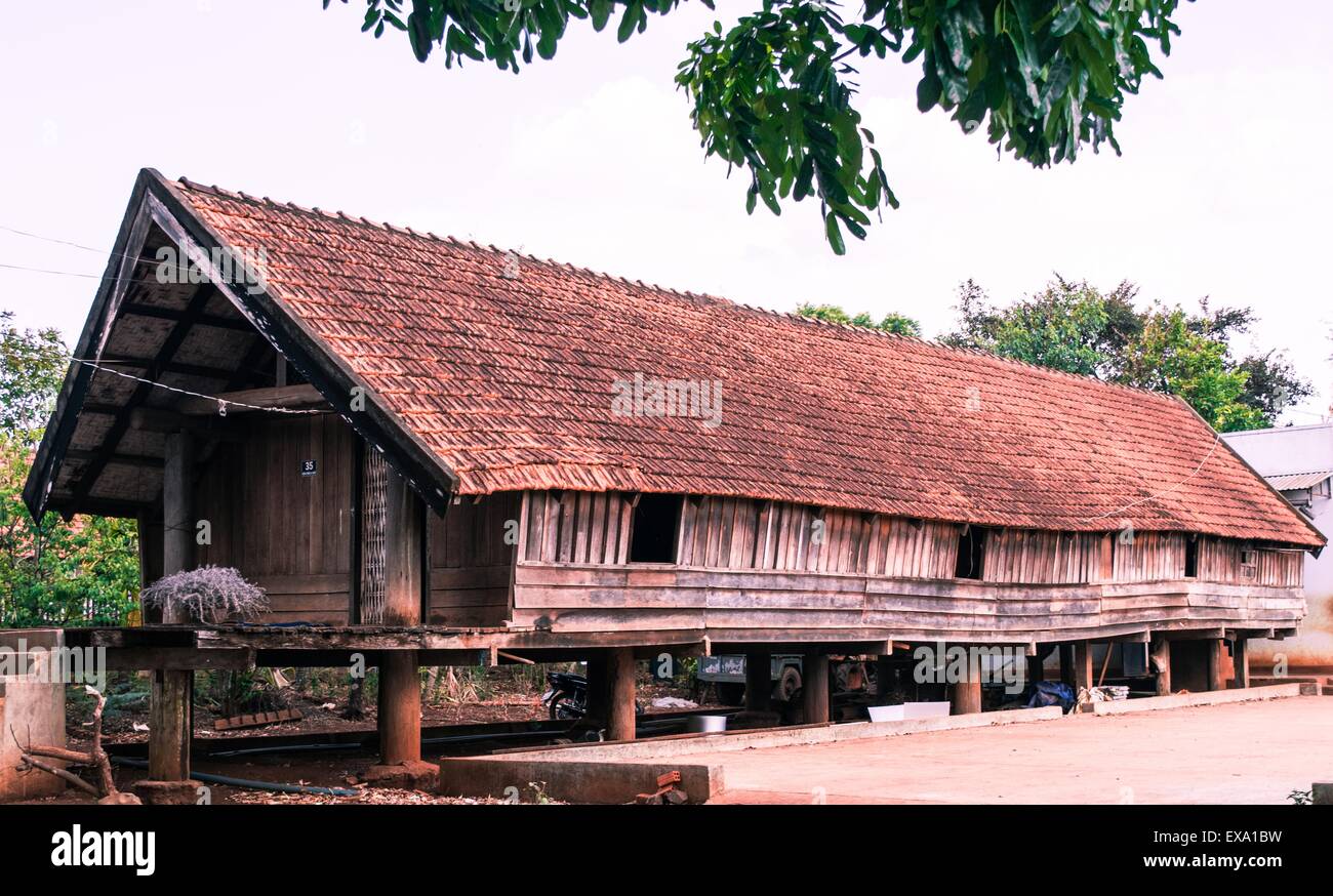 paleolithic thatched huts Stock Photo - Alamy