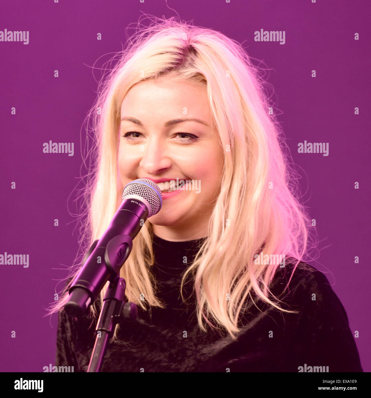 Australian singer-songwriter Kate Miller-Heidke performs at the Apple ...