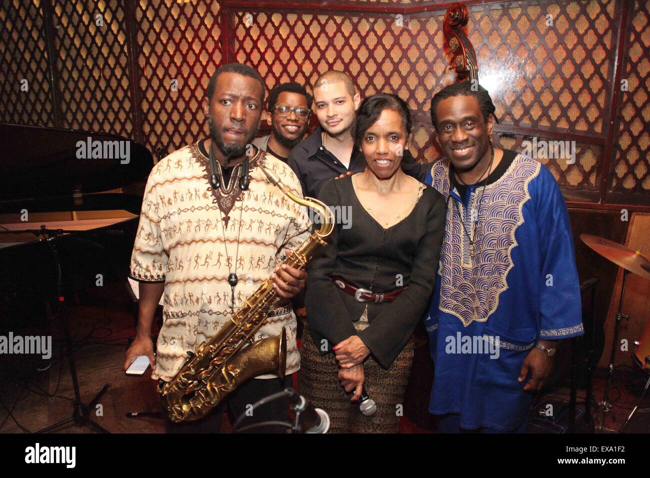 Robin Bell High Resolution Stock Photography and Images - Alamy