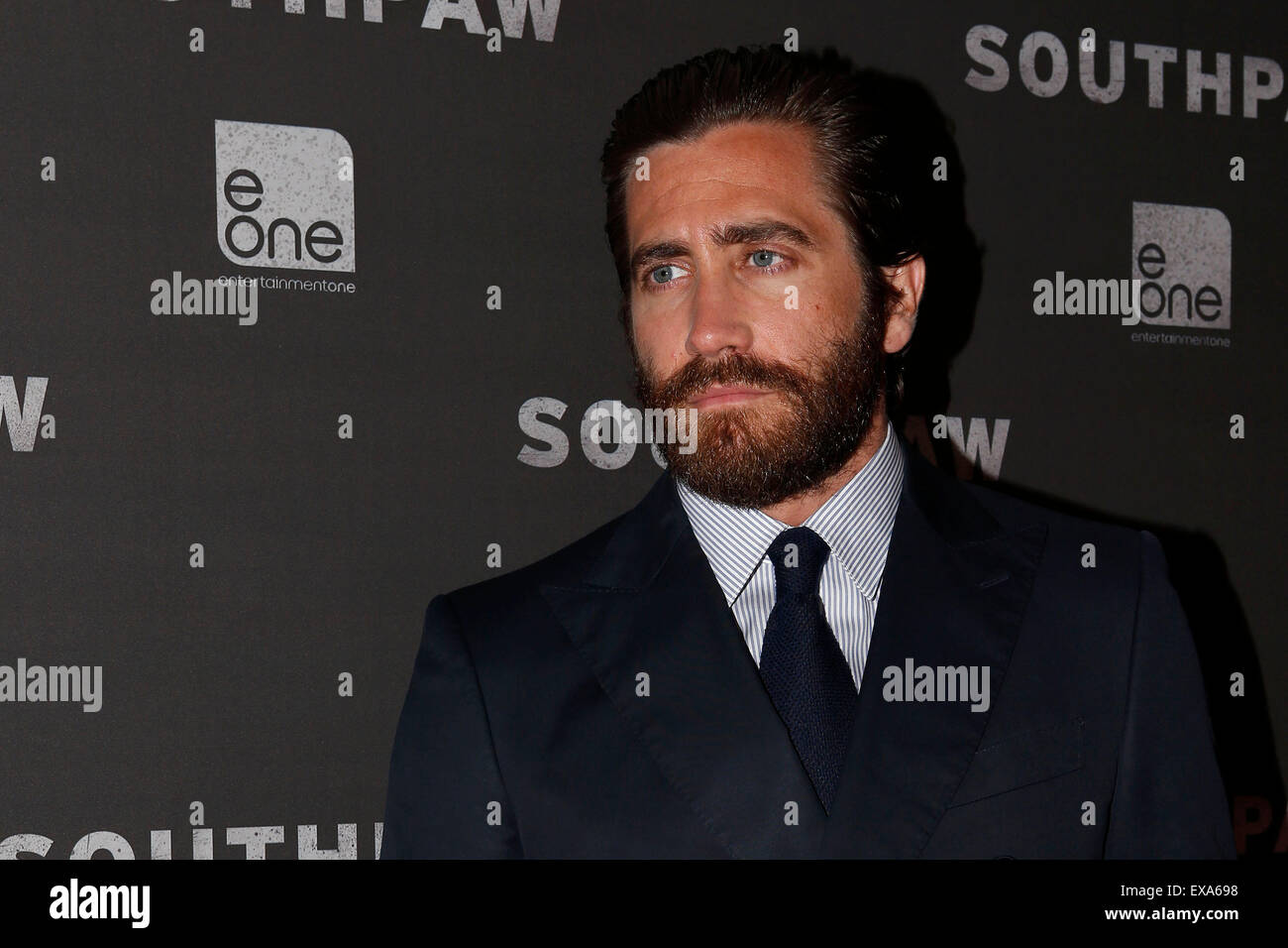Jake gyllenhaal southpaw hi-res stock photography and images - Alamy