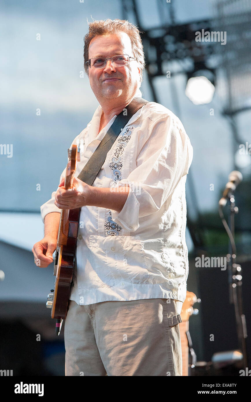 Jul 04, 2015 - Raleigh, North Carolina; USA - Singer/Guitarist GORDON ...