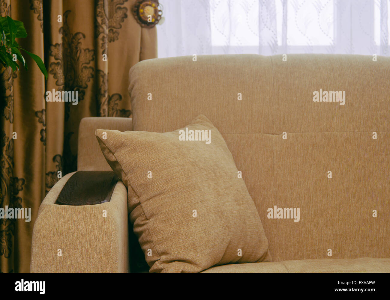 Living sofa hi-res stock photography and images - Alamy