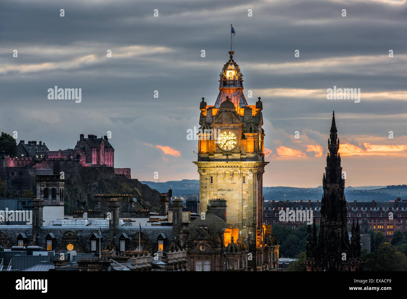 Edinburgh castle and Cityscape at night, Scotland UK Stock Photo - Alamy