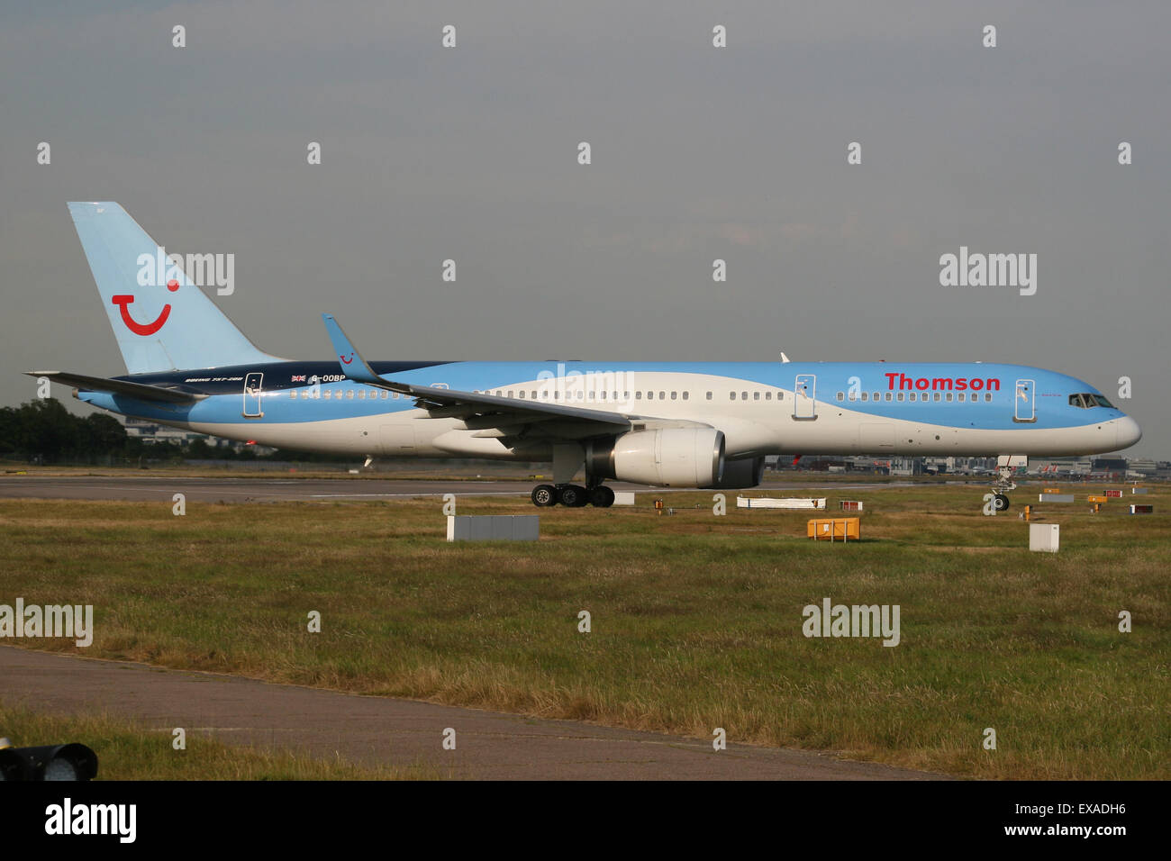 THOMSON TUI 757 Stock Photo - Alamy