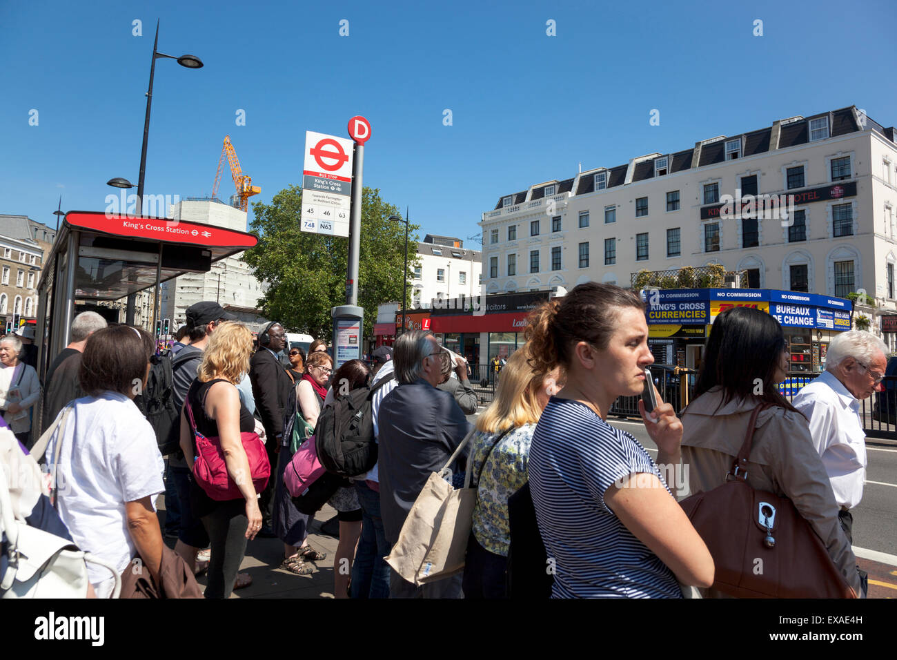 Crowded bus london hi-res stock photography and images - Alamy