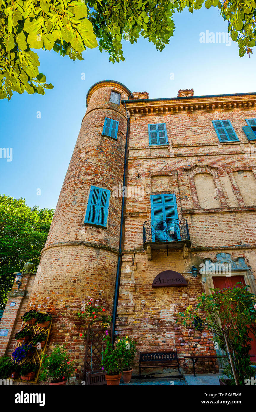 Alfieri hi-res stock photography and images - Alamy