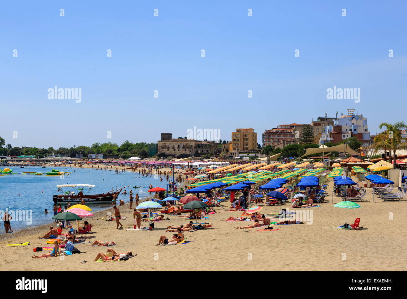 Giardini naxos beach sicily hi-res stock photography and images - Alamy