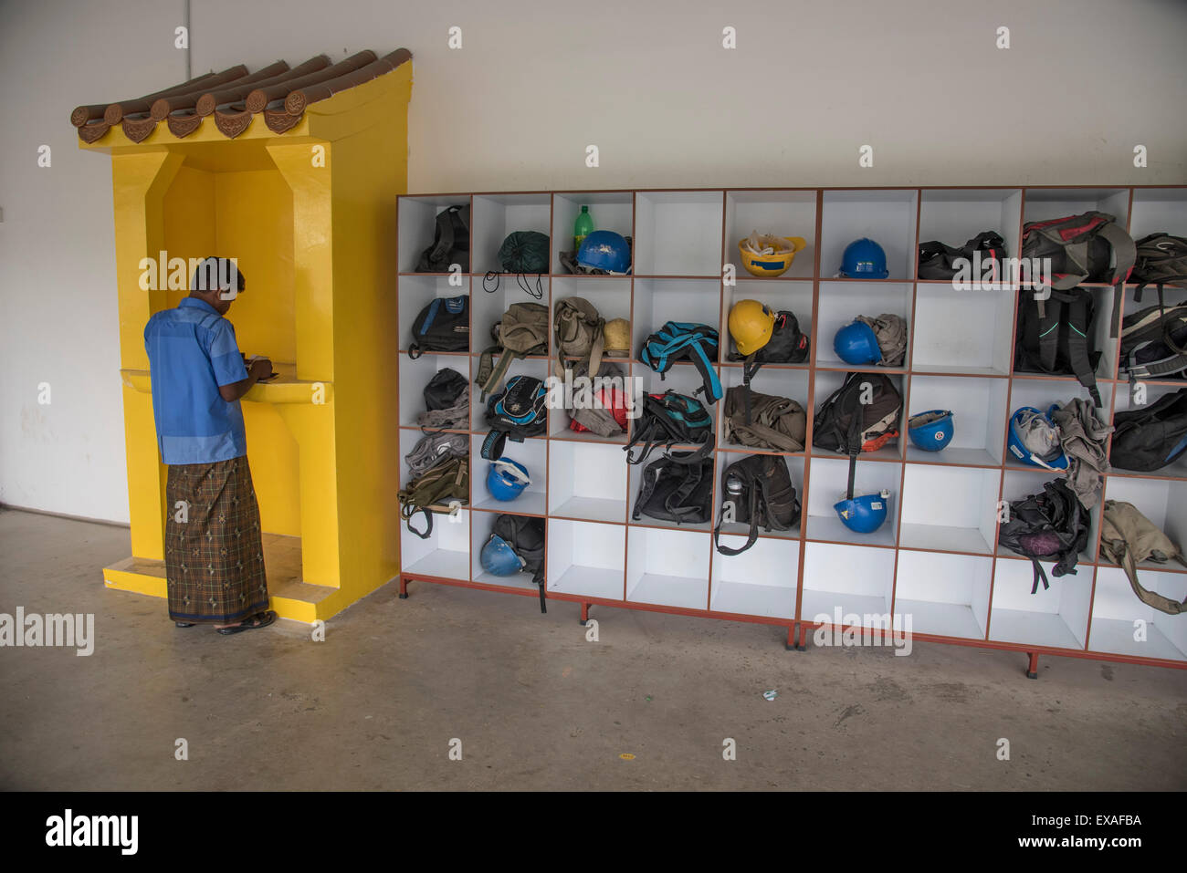 Migrant construction worker at dormitory hostel in Singapore Stock ...