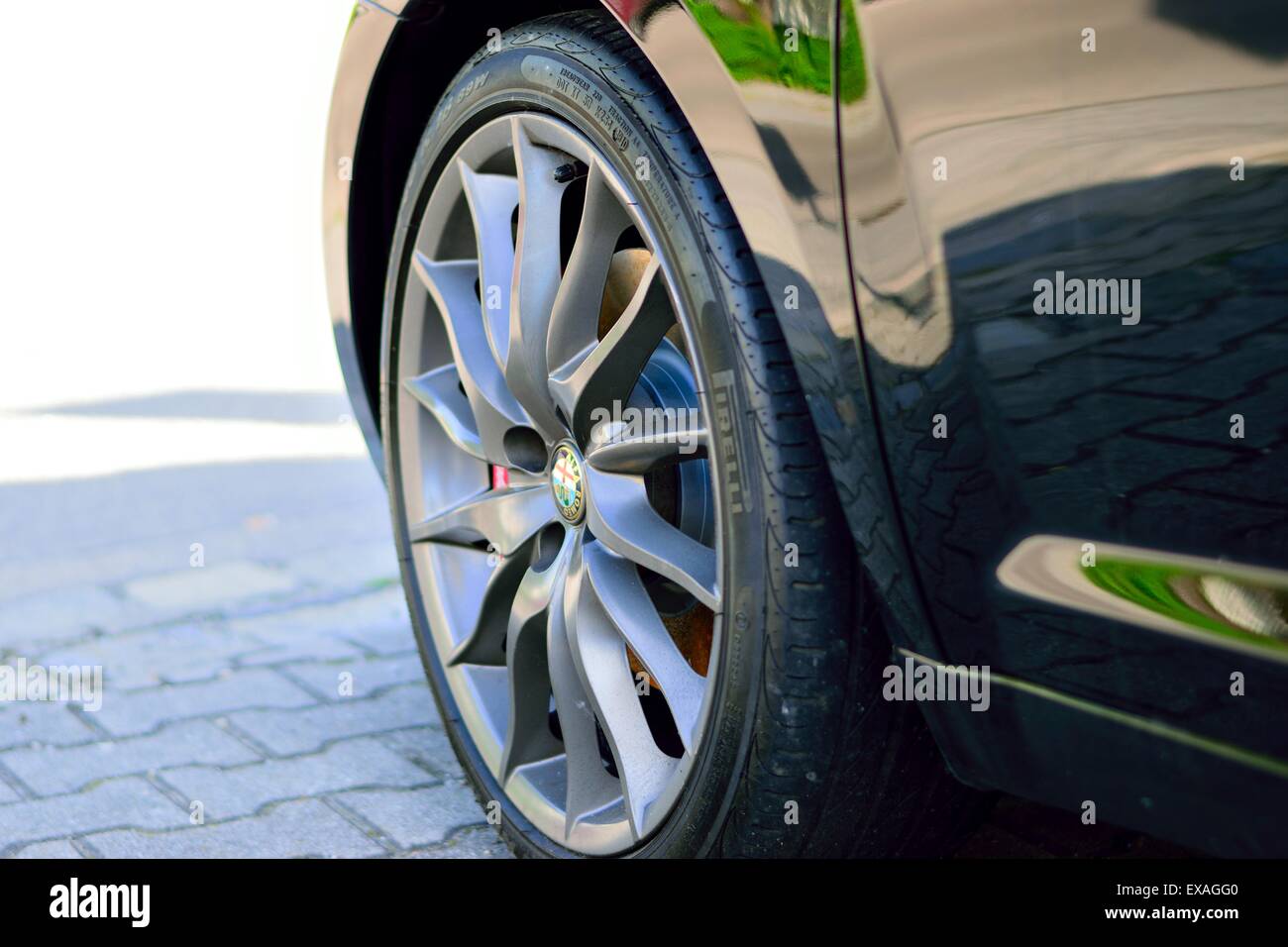 Aluminum rims of a car Stock Photo - Alamy