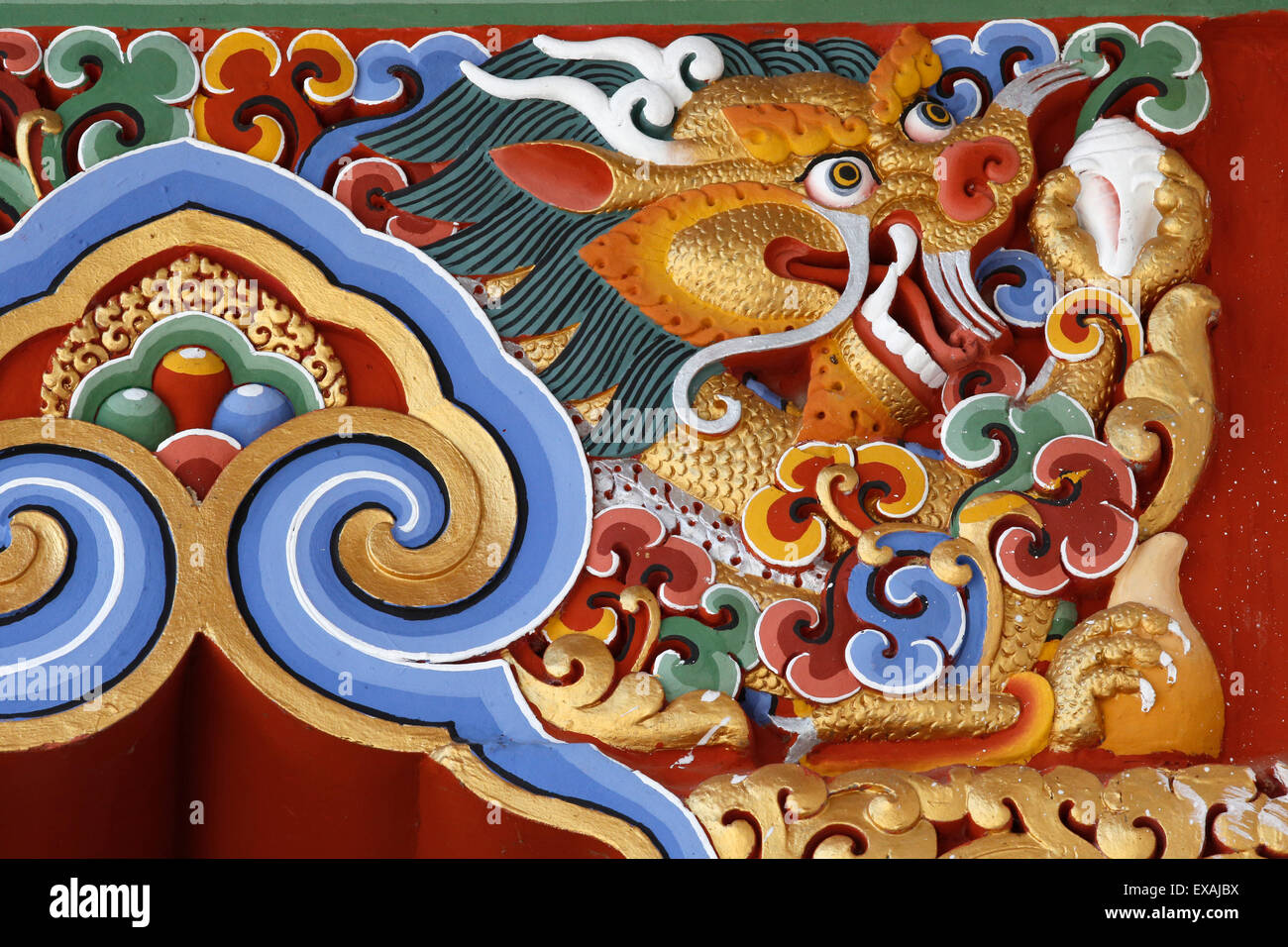 Dragon detail, Temple of the Thousand Buddhas, Dashang Kagyu Ling ...