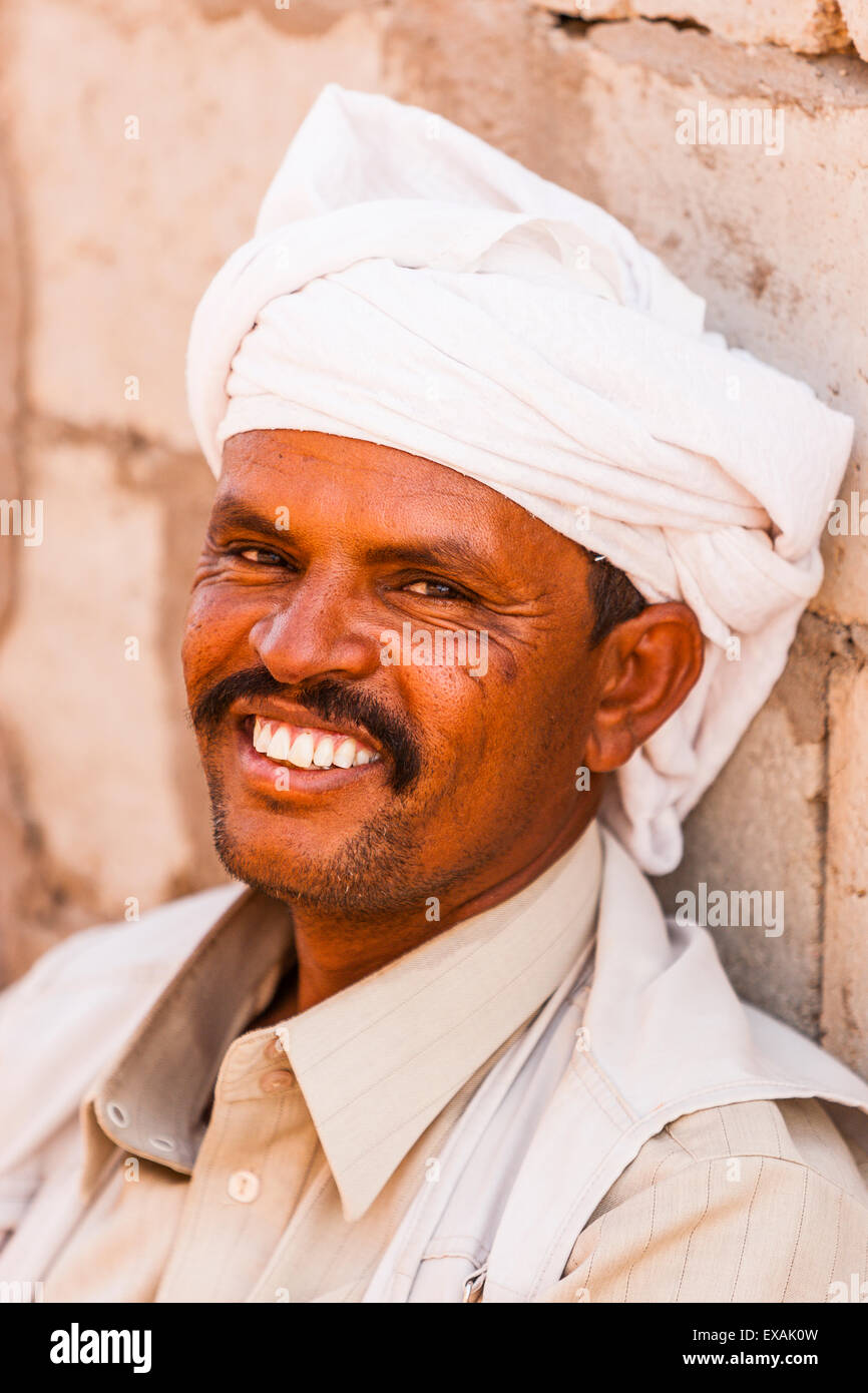 Arab man portrait hi-res stock photography and images - Alamy