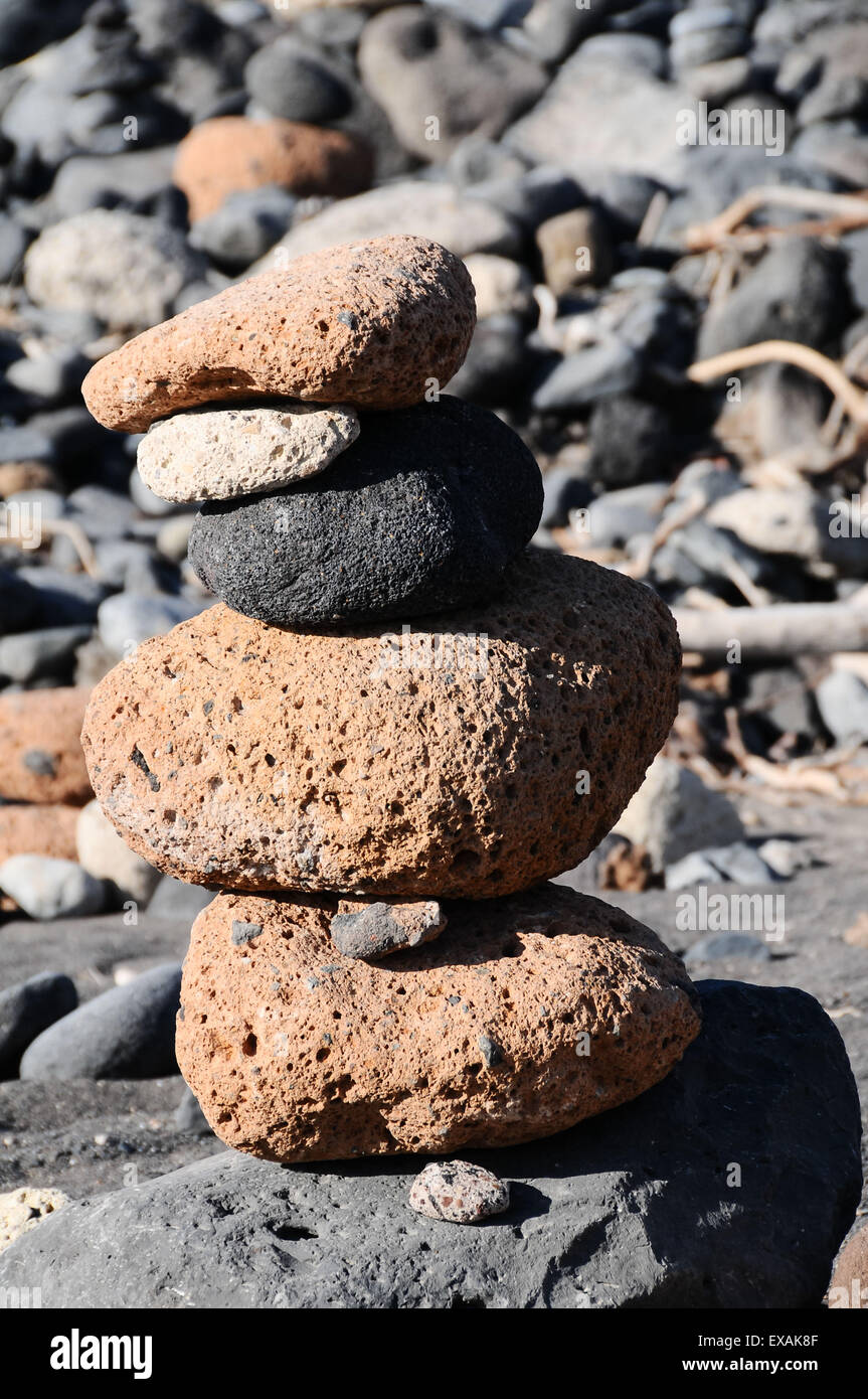 The Buddhist Traditional Stone Pyramids Stock Photo - Alamy