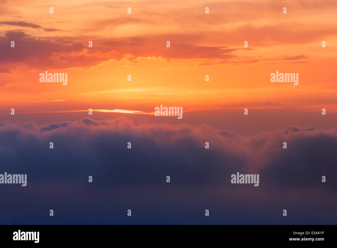 Soft clouds drift hi-res stock photography and images - Alamy